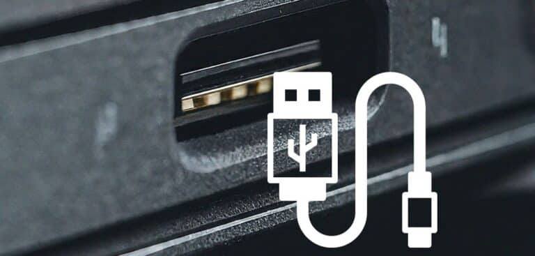 What Does the PS4 Controller Yellow Light Blinking Mean?
